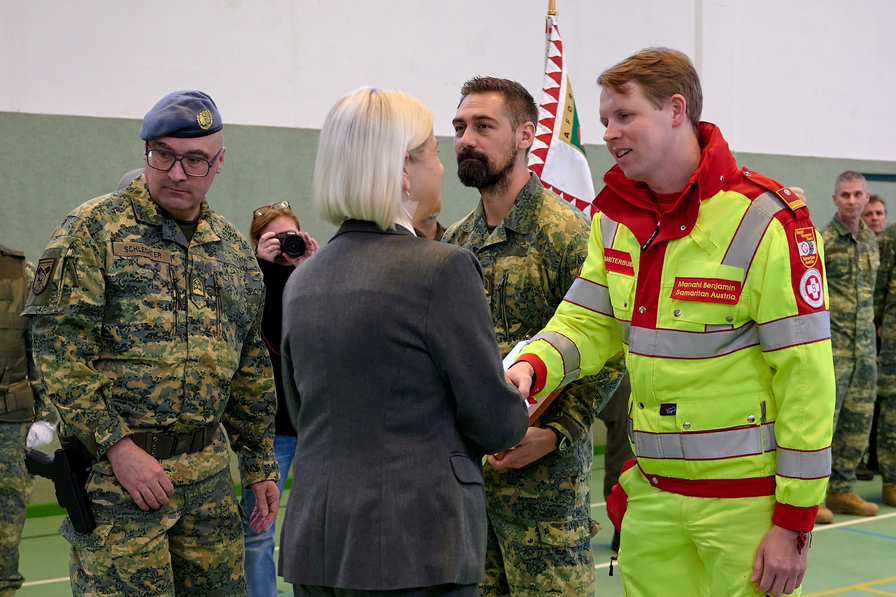 Samariterbund und Bundesheer erhalten offizielles EU-Zertifikat ...